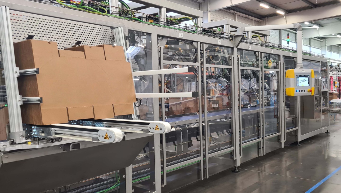 Wrap case packing of Doypack bags | Case study | MG Tech